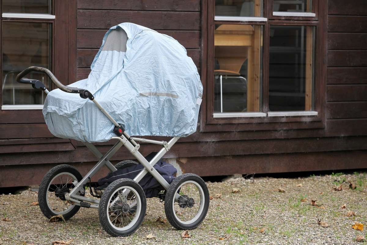 Why Do Scandinavian Babies Nap Outside in Cold Weather? - Being Like
